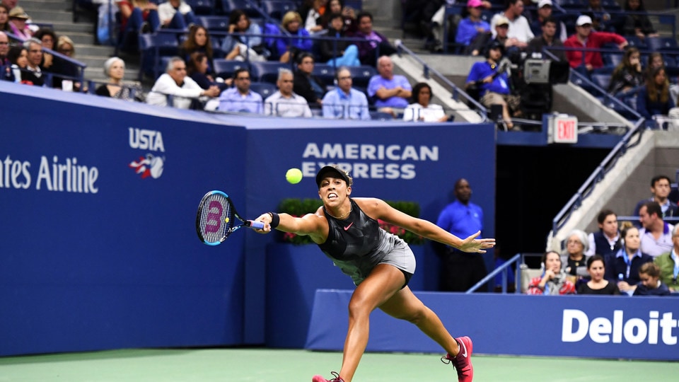 Keys burns midnight oil, survives third-round drama | Official Site of ...