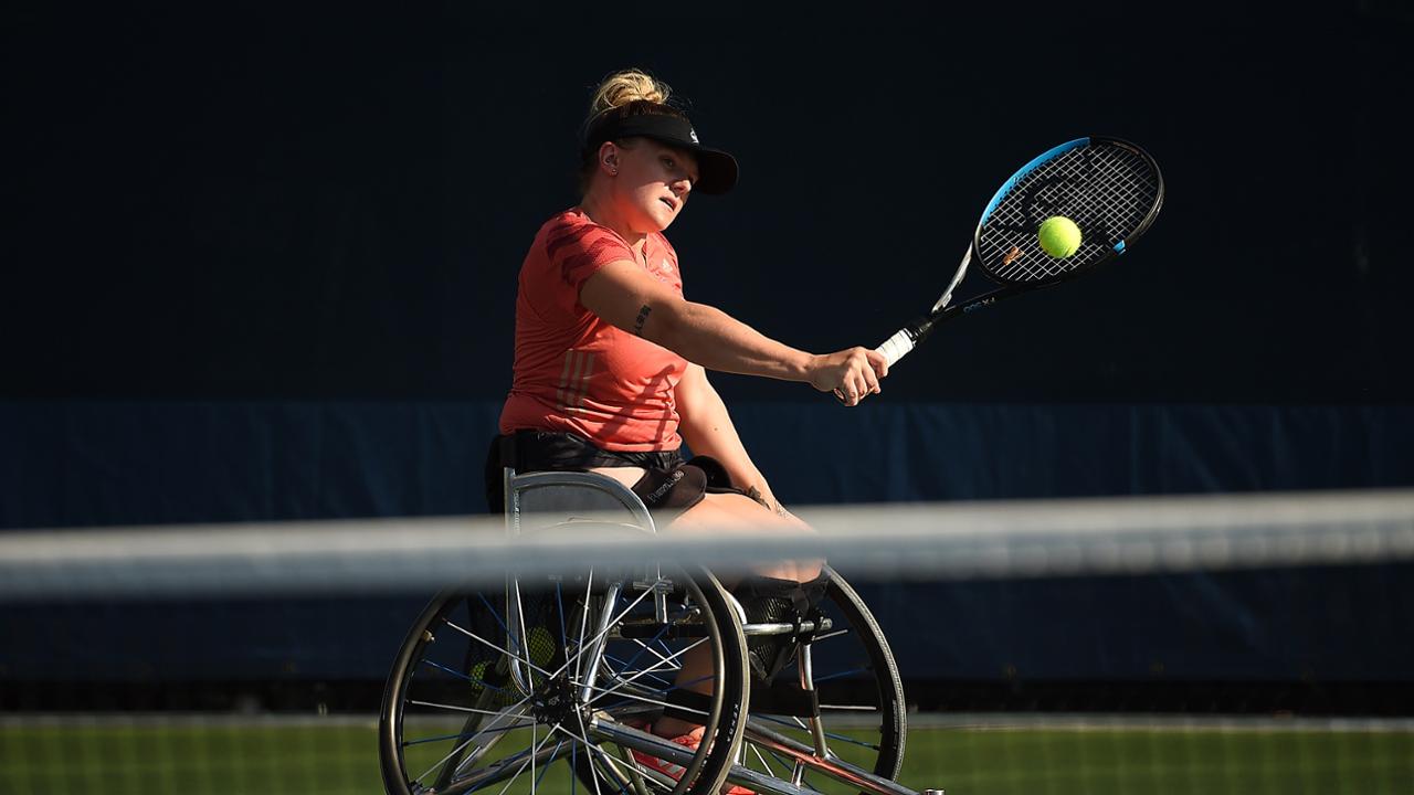 Jordanne Whiley representing moms in 2020 US Open Wheelchair ...