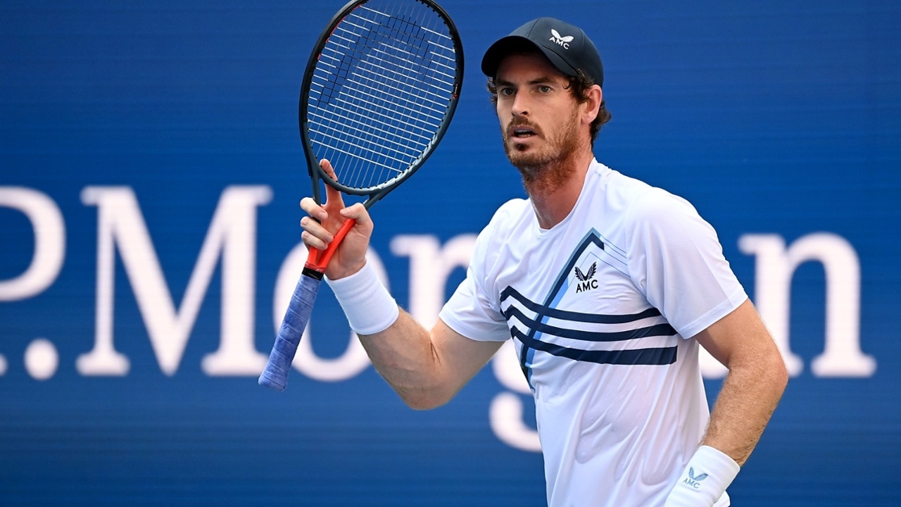 Photos: Andy Murray vs. Stefanos Tsitsipas on Day 1 at the US Open ...