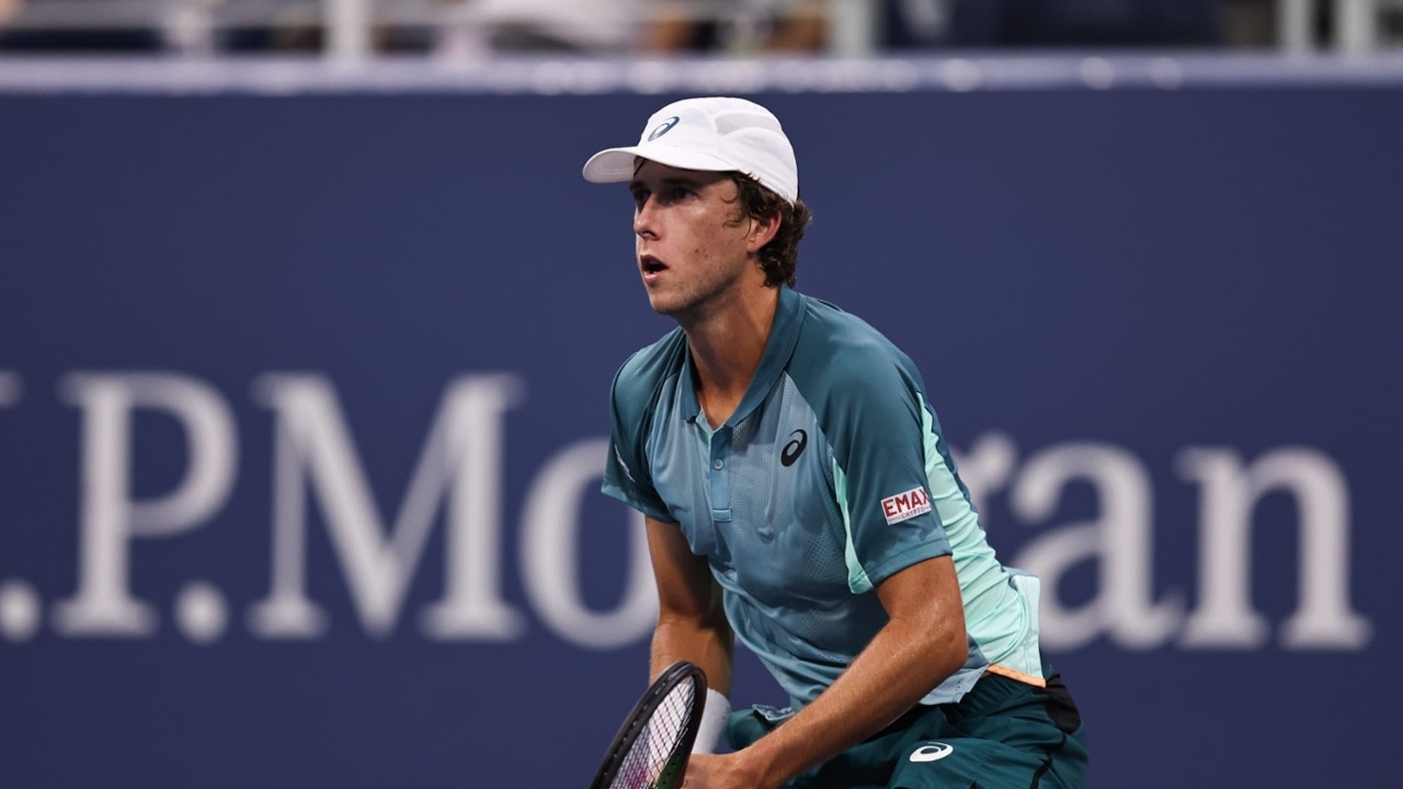 American qualifier Brandon Holt stuns Taylor Fritz at 2022 US Open ...