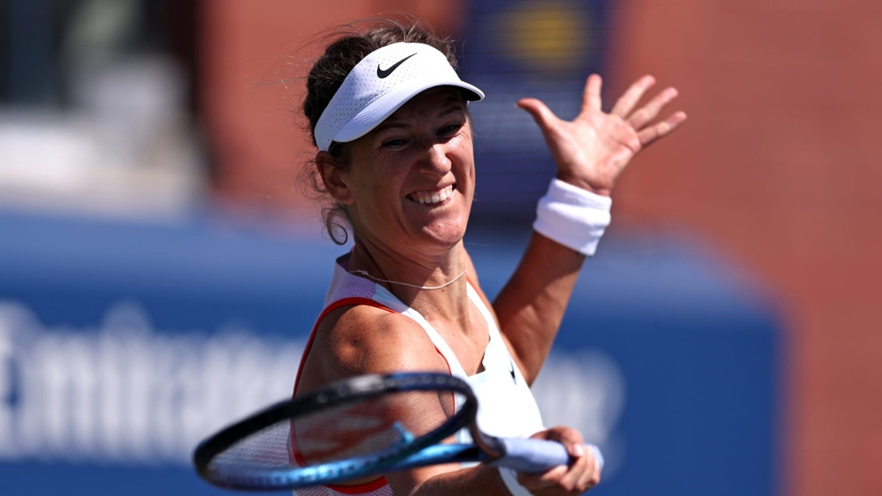 Photos: Victoria Azarenka vs. Marta Kostyuk, 2022 US Open second round ...
