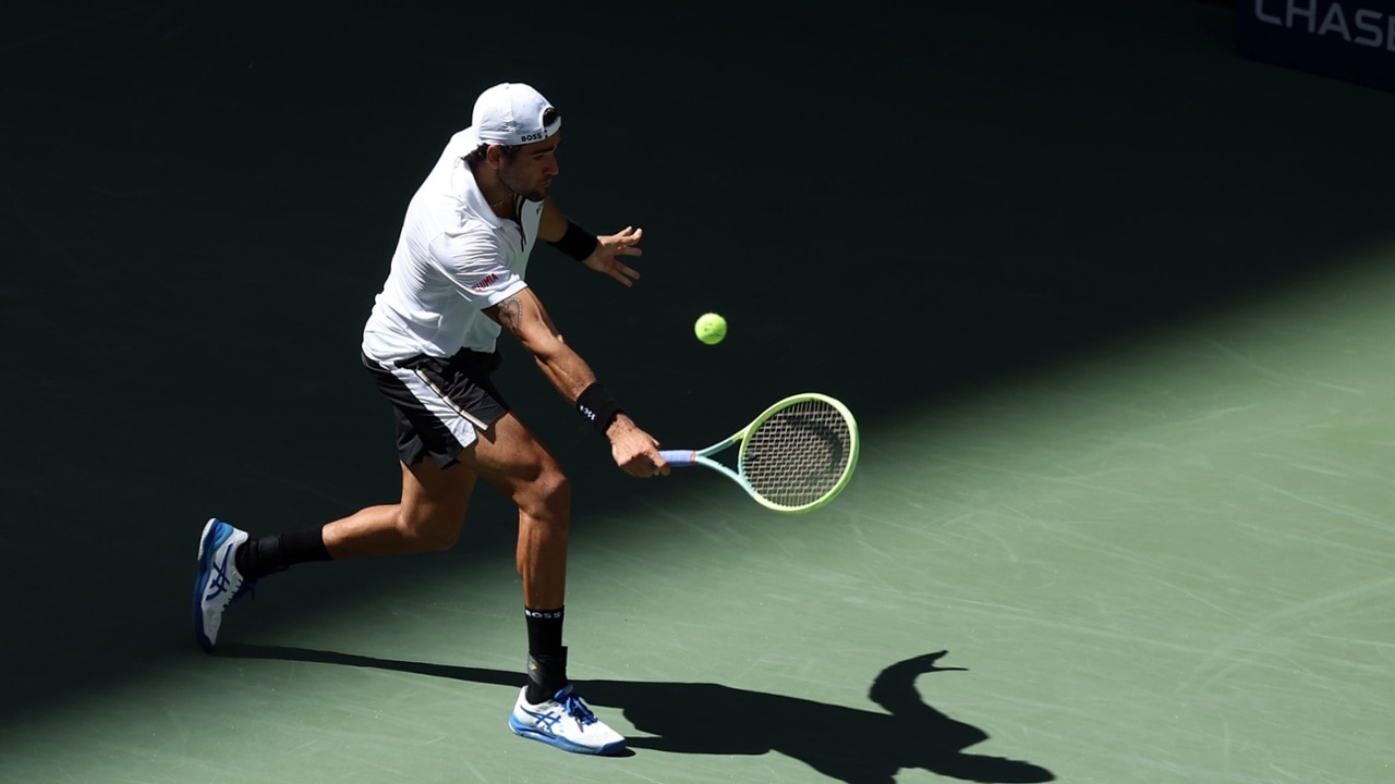 Photos: Matteo Berrettini vs. Andy Murray, 2022 US Open third round ...