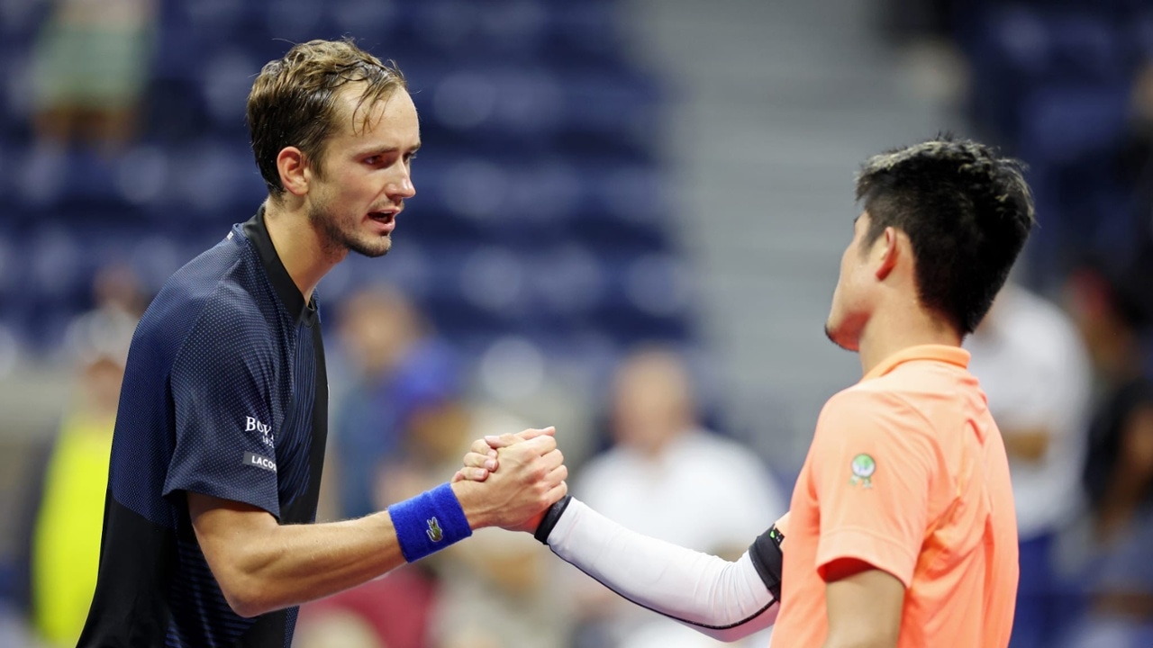 Photos: Daniil Medvedev vs. Wu Yibing, 2022 US Open third round ...