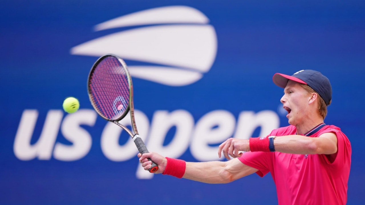 Photos: Carlos Alcaraz vs. Jenson Brooksby, 2022 US Open third round ...