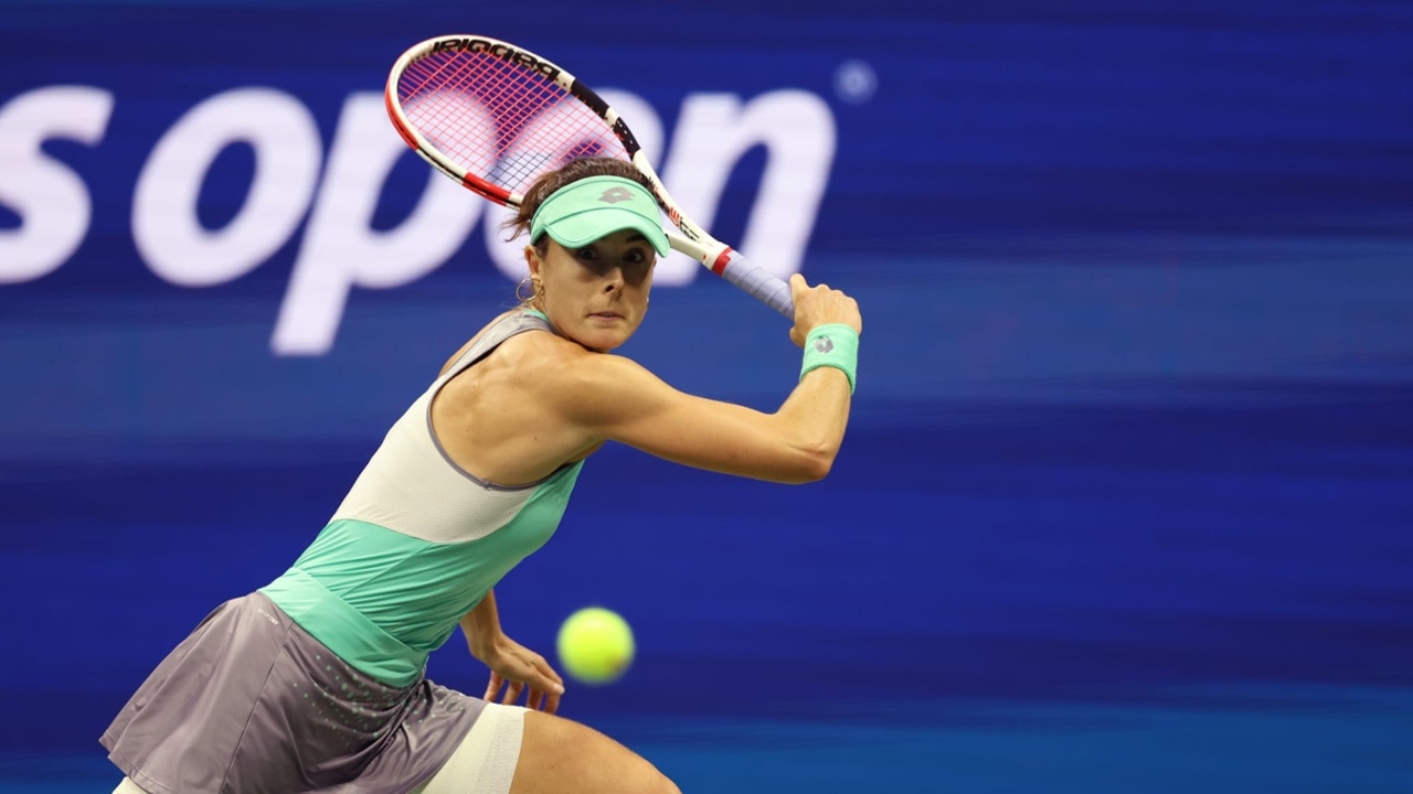 Photos: Danielle Collins vs. Alizé Cornet, 2022 US Open third round ...