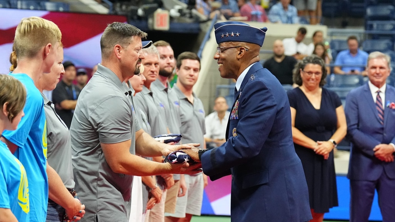 Photos: Aryna Sabalenka vs. Danielle Collins, 2022 US Open fourth round ...