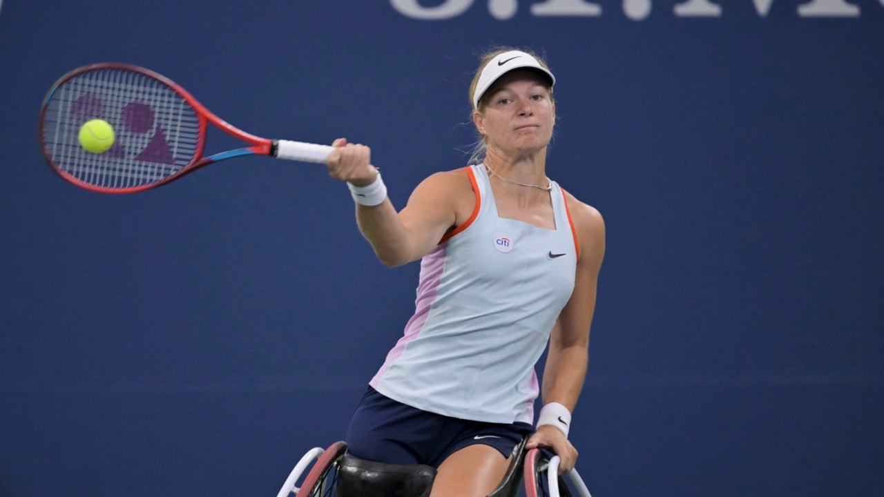 Photos: Diede de Groot vs. Yui Kamiji, 2022 US Open wheelchair women's ...