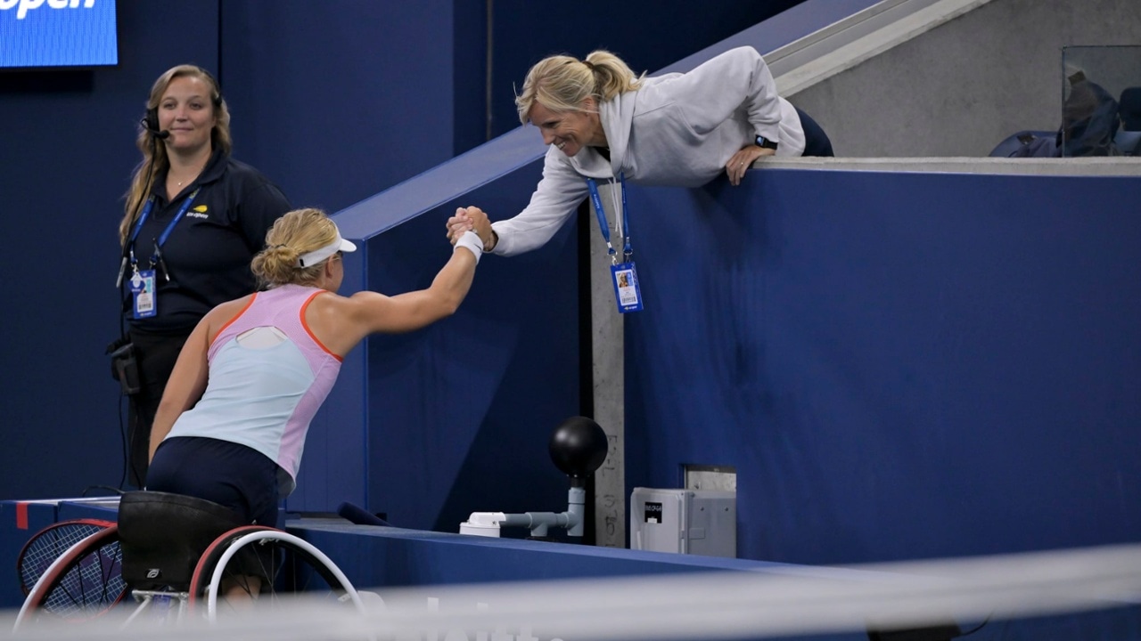 Photos: Diede de Groot vs. Yui Kamiji, 2022 US Open wheelchair women's ...