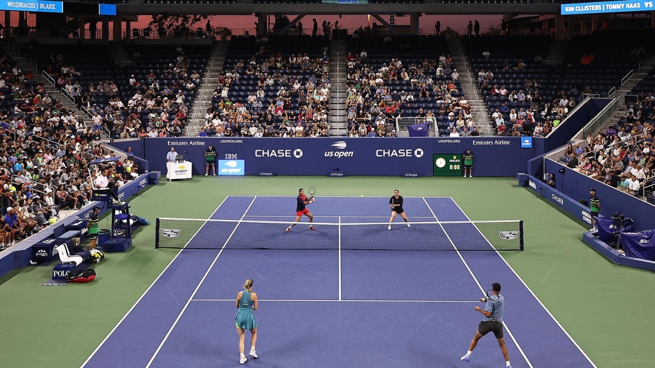 Blake, Clijsters, Haas and Wozniacki star at Legends of the Open during ...
