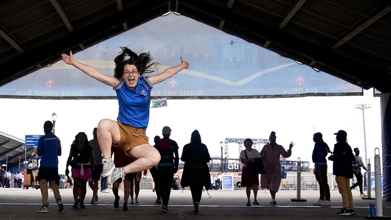 Best photos from around the grounds on Day 1 of the 2023 US Open ...