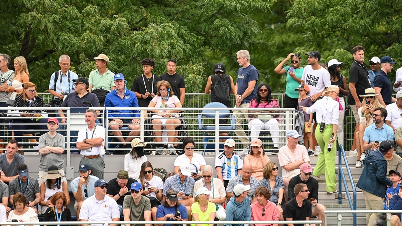 Best photos from around the grounds on Day 1 of the 2023 US Open ...