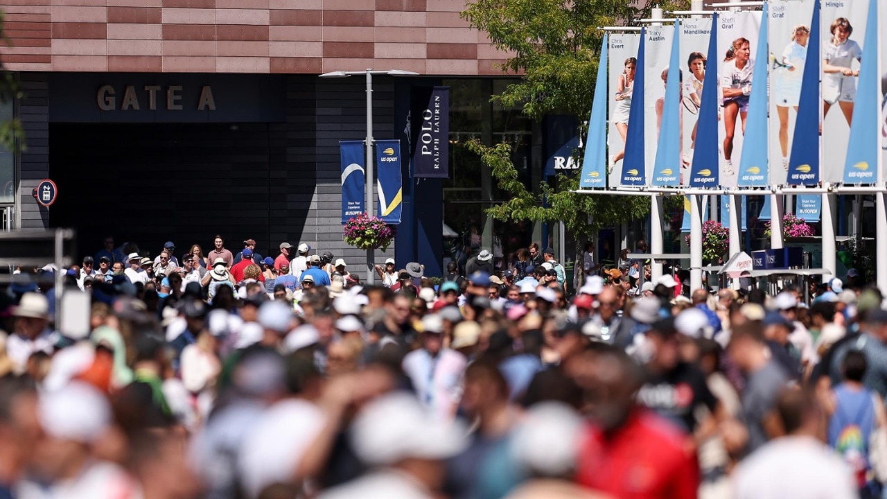 Best photos from around the grounds on Day 4 of the 2023 US Open ...