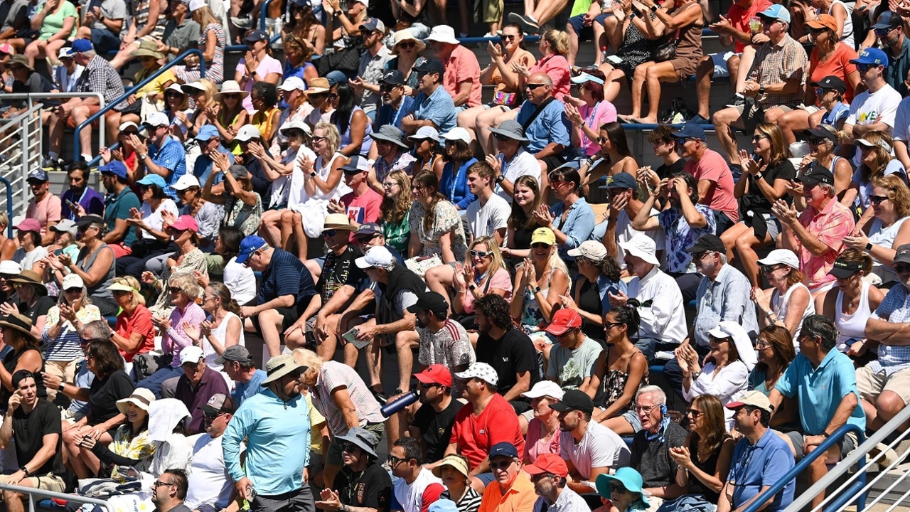 Best photos from around the grounds on Day 4 of the 2023 US Open ...