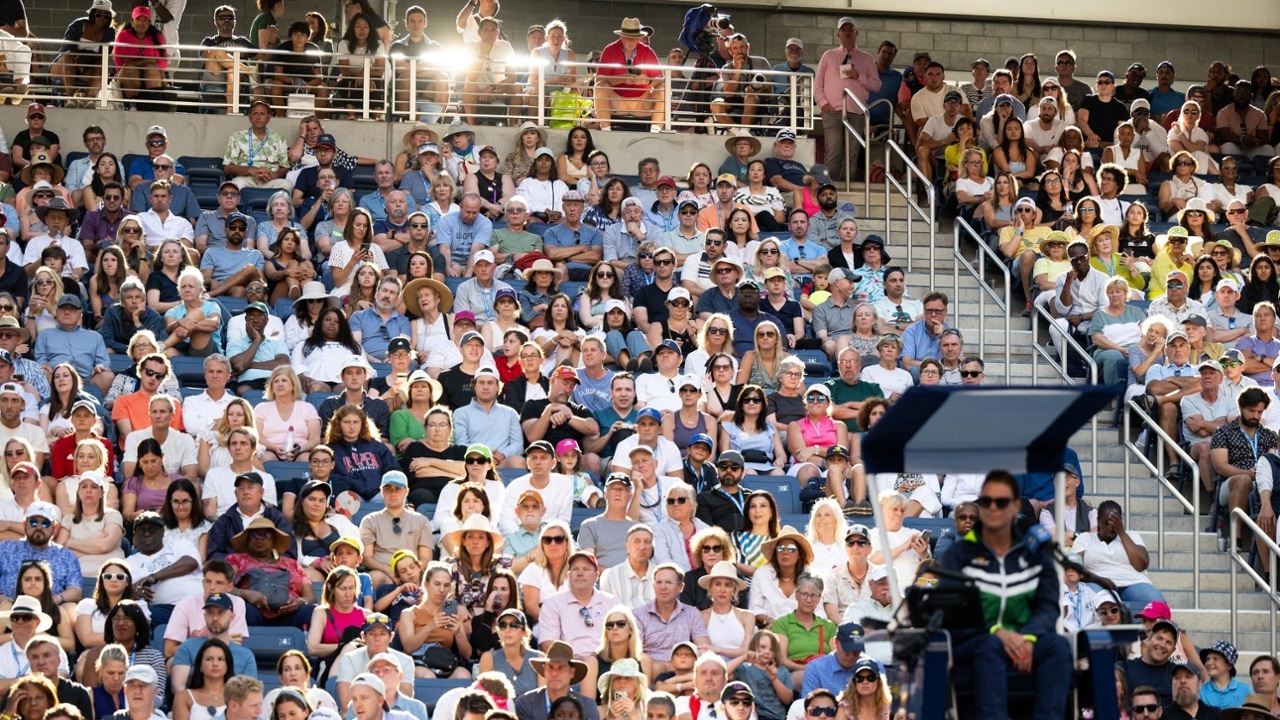 Best photos from around the grounds on Day 5 of the 2023 US Open ...