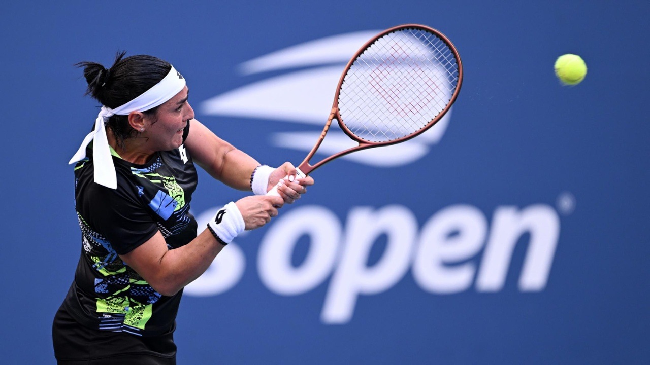 Best photos of Ons Jabeur vs. Zheng Qinwen, Round 4 at the 2023 US Open | Official Site of the ...