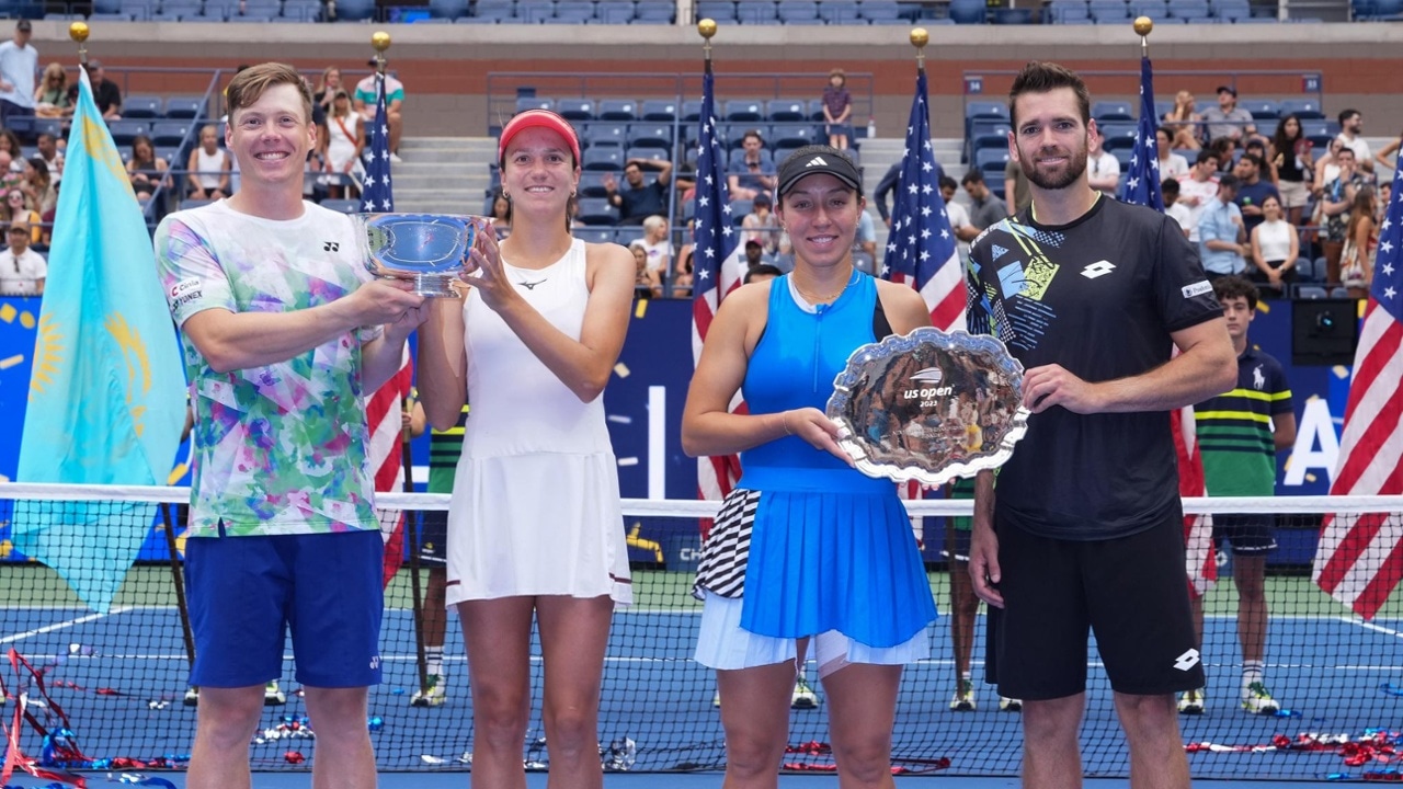 Best photos of Pegula/Krajicek vs. Danilina/Heliovaara, 2023 US Open mixed doubles final ...