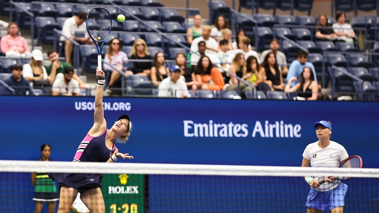 Best photos of Dabrowski/Routliffe vs. Siegemund/Zvonareva, 2023 US ...