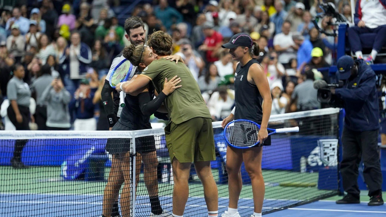 Swiatek/Ruud vs. Errani/Vavassori, 2025 US Open mixed doubles final | Official Site of the 2025 ...
