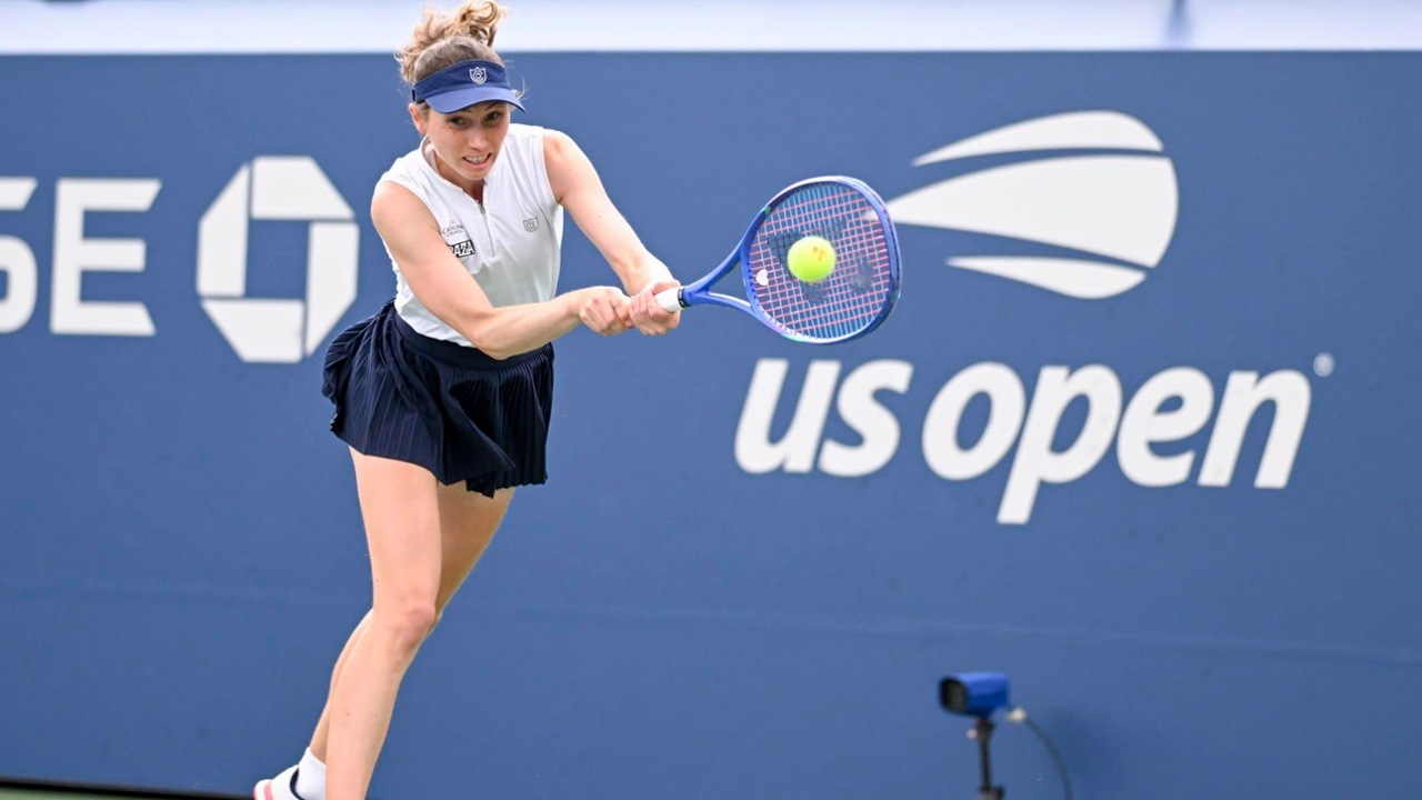 Cristina Bucsa upsets No. 17 seed Elise Mertens at the 2025 US Open ...