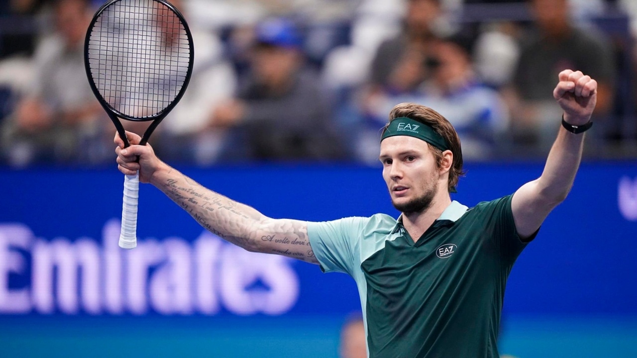 Alexander Bublik vs. Tommy Paul, 2025 US Open Round 3 | Official Site ...