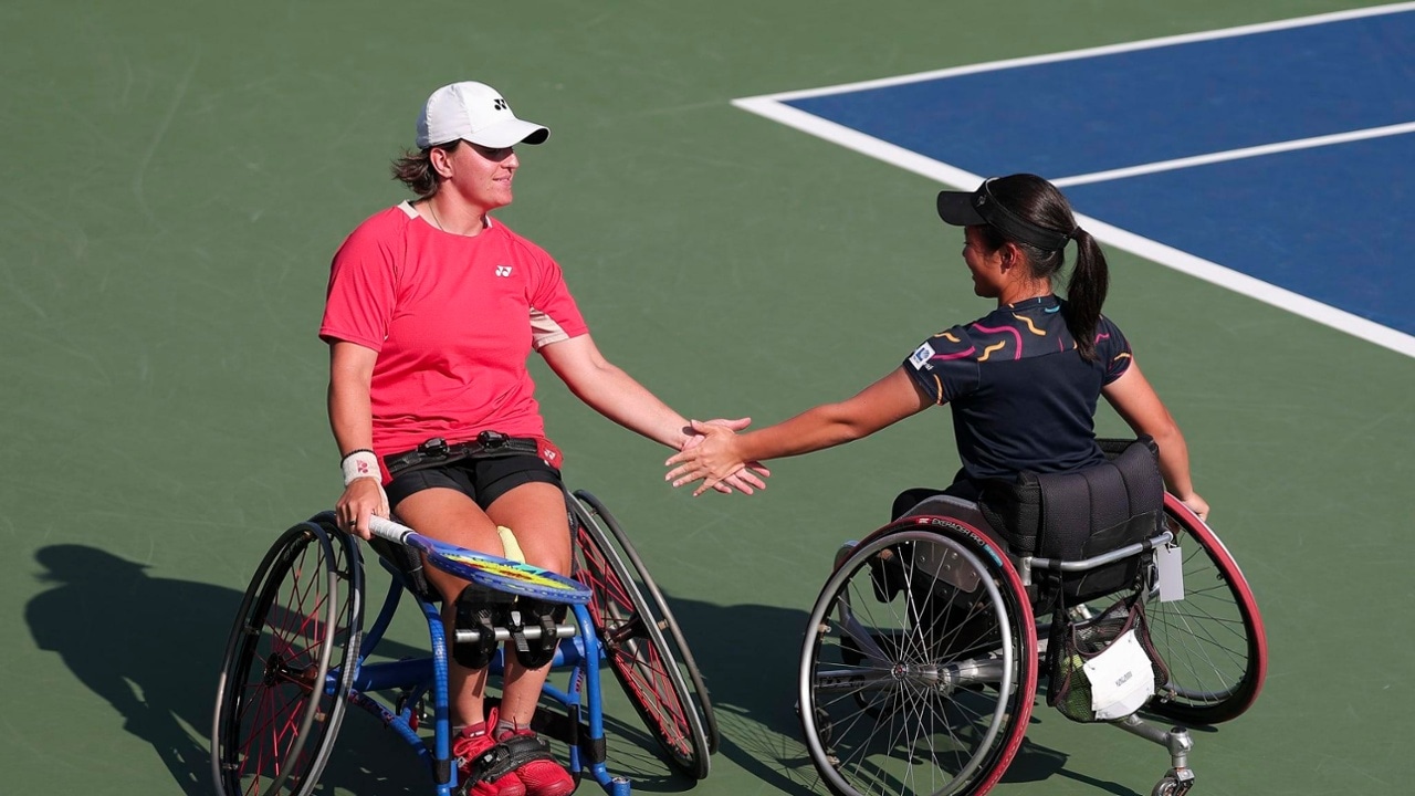 Czauz/Matsuoka vs. Heald/Porges, 2025 US Open Wheelchair Girls' Doubles ...