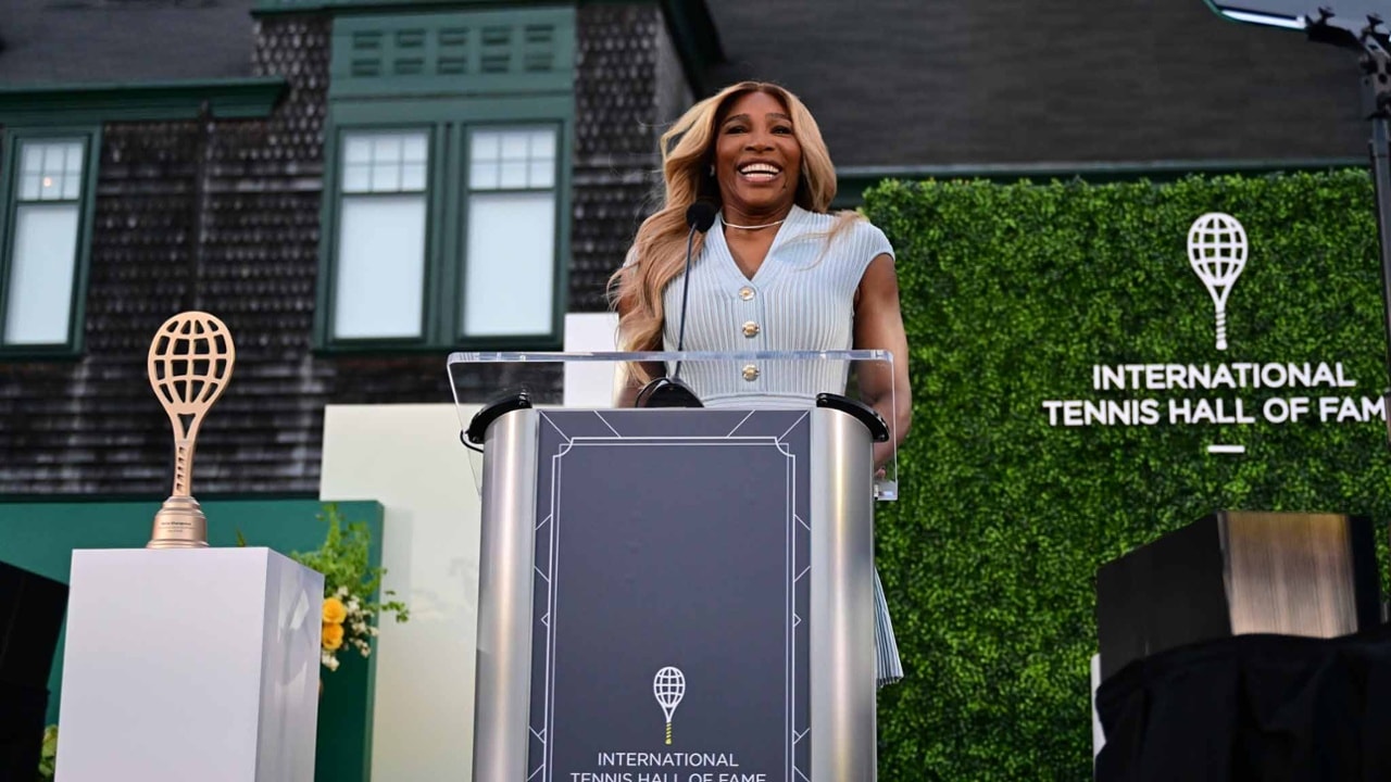 Maria Sharapova and Serena Williams end rivalry as part of Hall of Fame ...