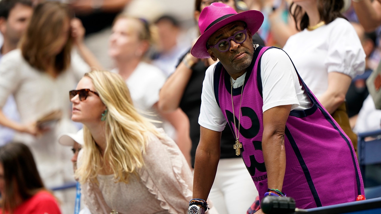 Photos: Gigi Hadid, Andy Cohen among celebs at women's US Open final ...