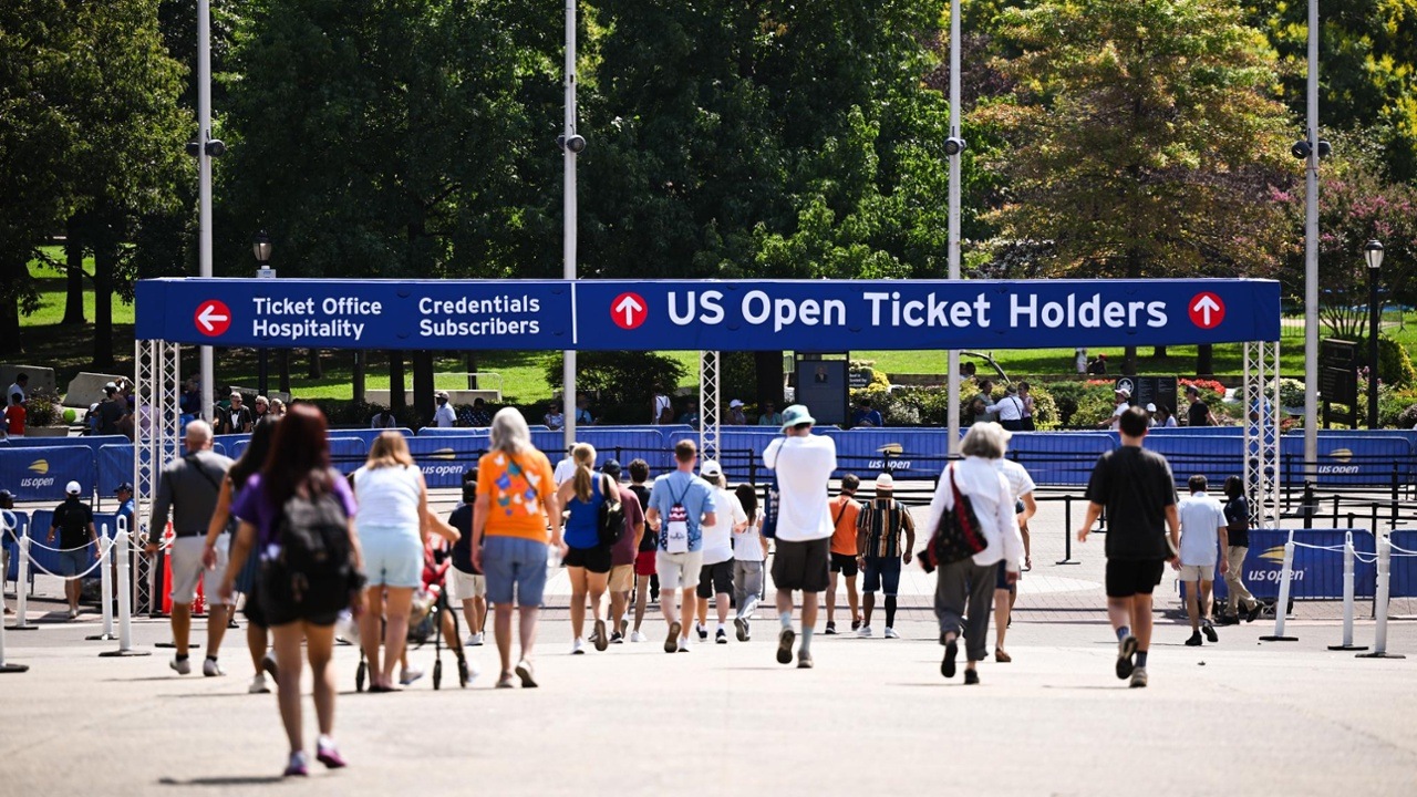 Best photos from around the grounds on Day 2 of the 2024 US Open ...