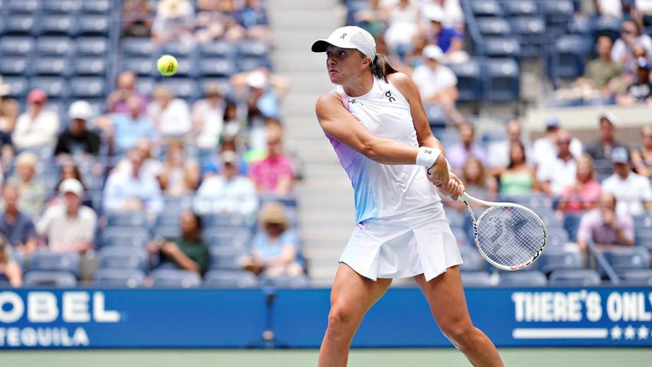 Iga Swiatek dominates Ena Shibahara to reach Round 3 of 2024 US Open ...