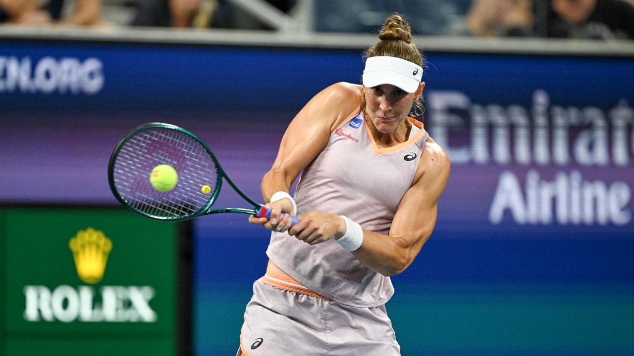 Best photos of Anna Kalinskaya vs. Beatriz Haddad Maia, 2024 US Open ...