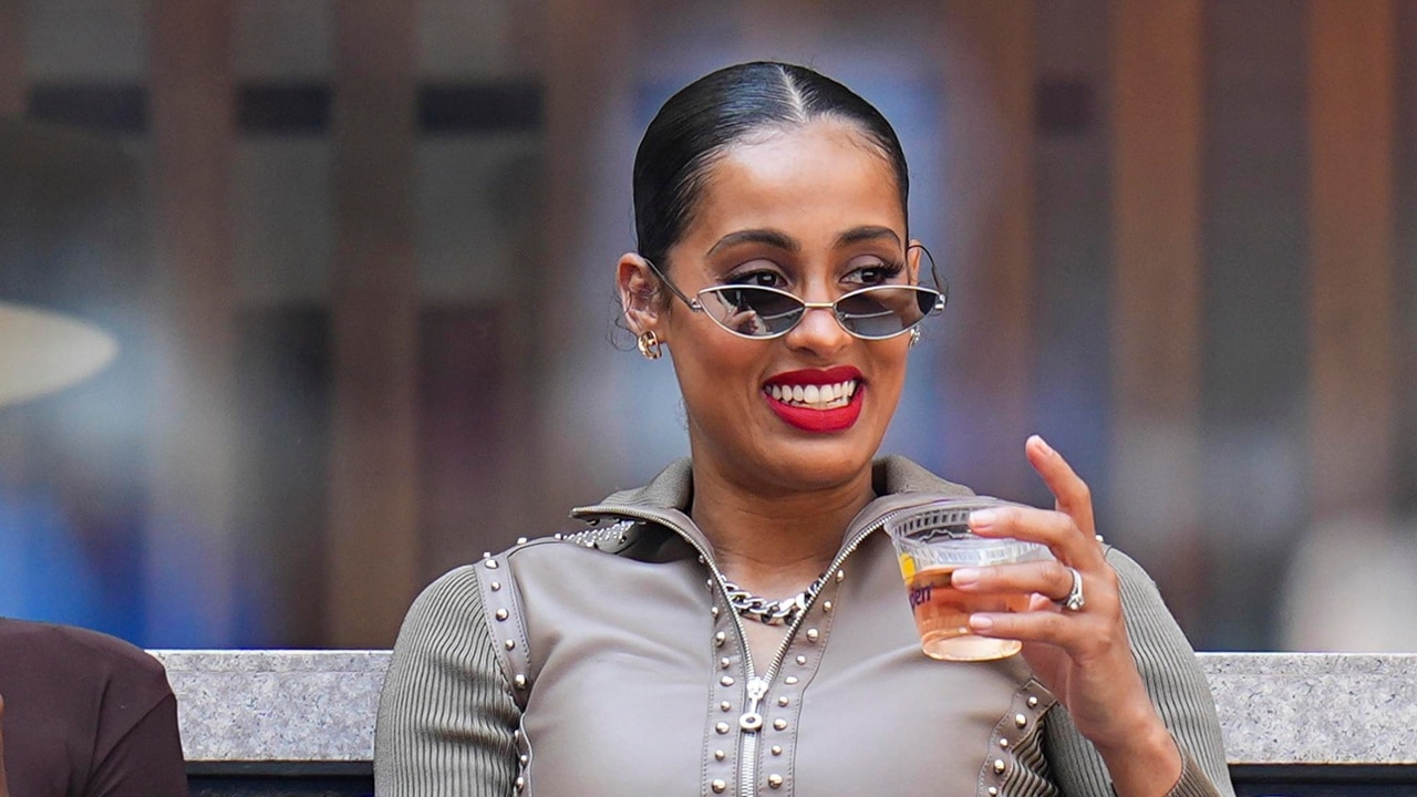 Best photos of Simone Biles, Dwyane Wade and other celebrities on Day ...