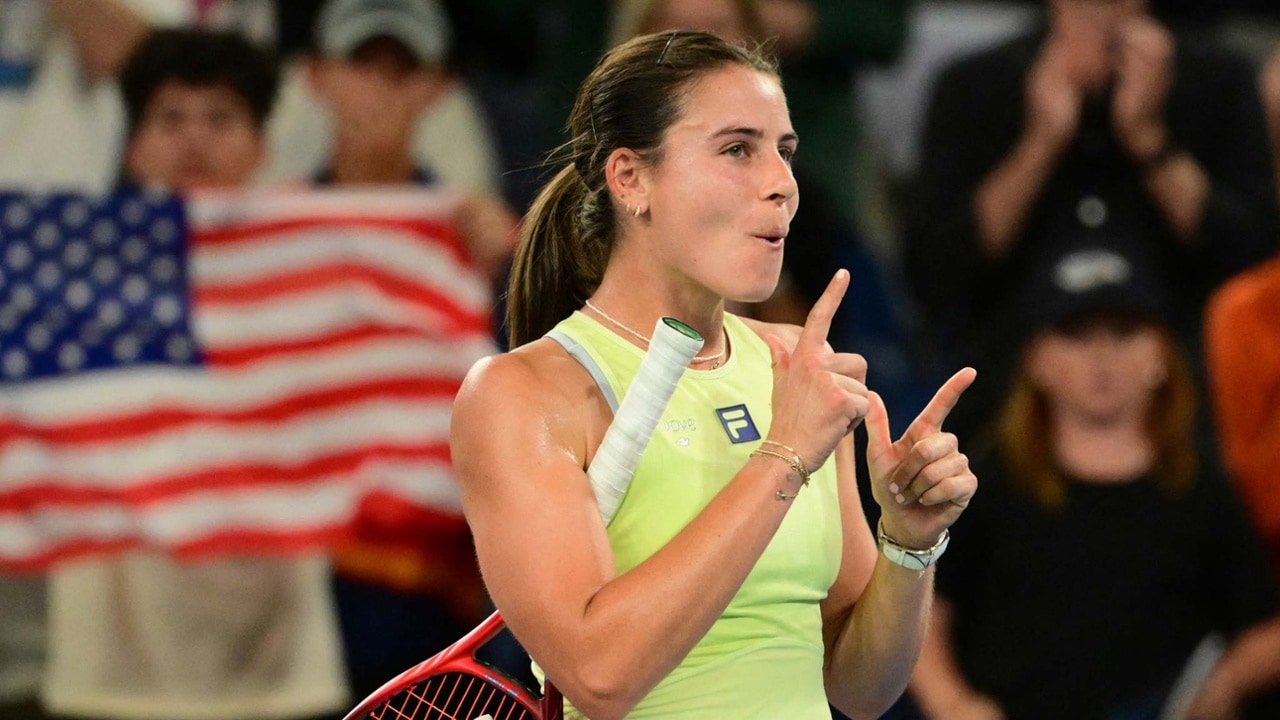 Madison Keys, Emma Navarro streak into 2025 Australian Open ...