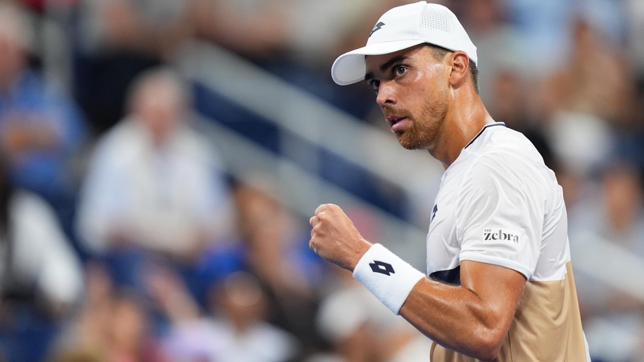 Daniil Medvedev vs. Benjamin Bonzi, 2025 US Open Round 1 | Official ...