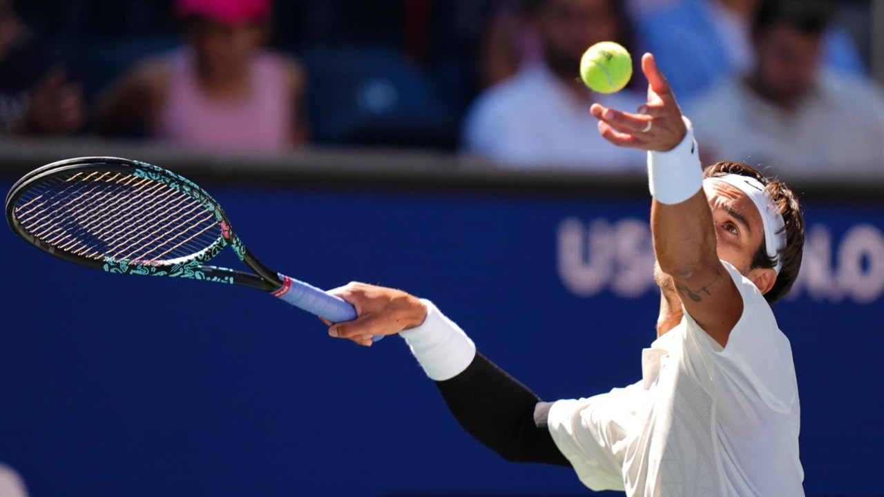 Lorenzo Musetti vs. Flavio Cobolli, 2025 US Open Round 3 | Official ...